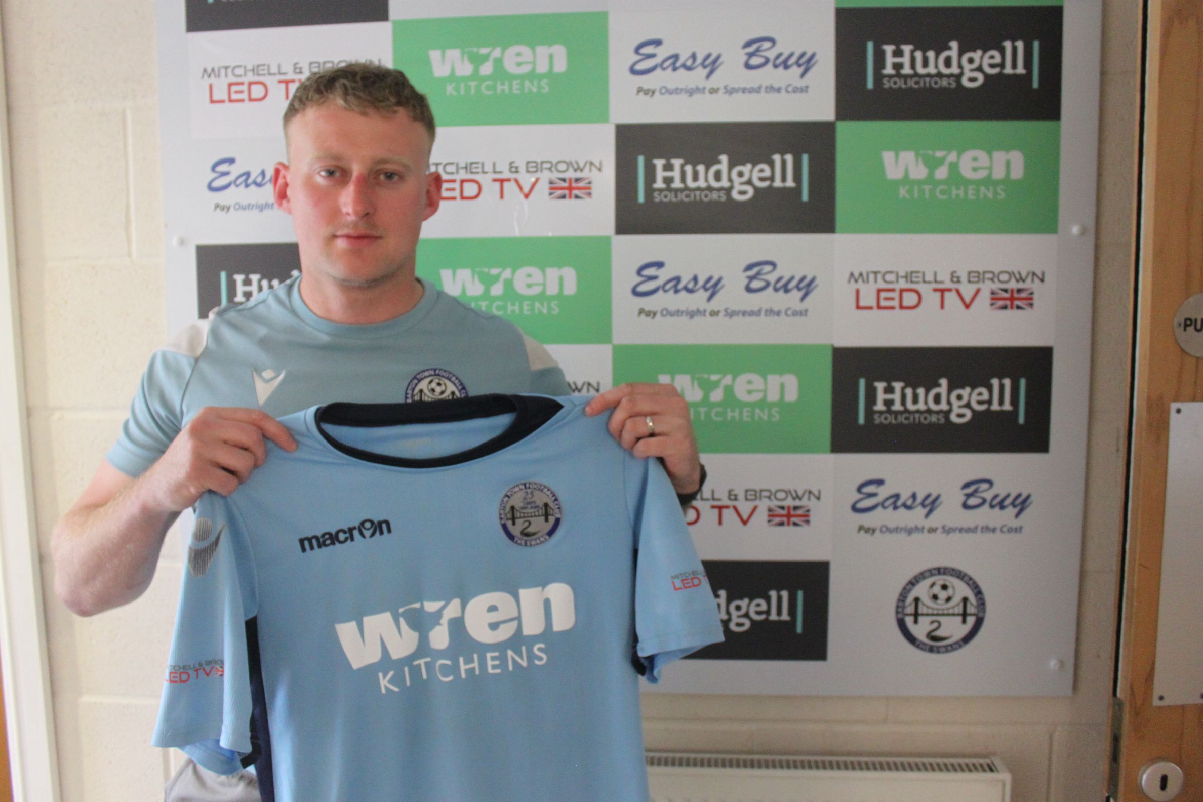 Player Retained - Josh Lacey