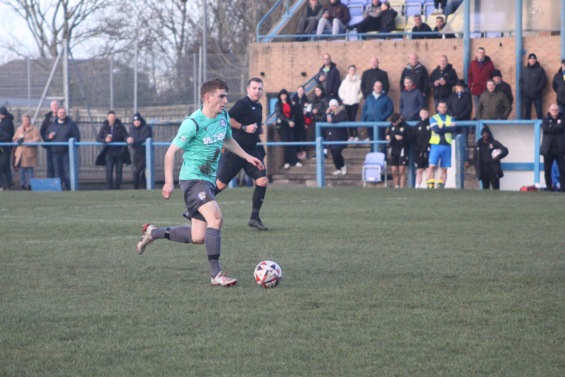 Swans narrowly lose out to resilient Garforth Town